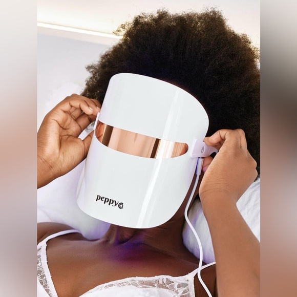 peppy | Skincare | Peppy Light Mask Red Light Blue Light And Yellow ...